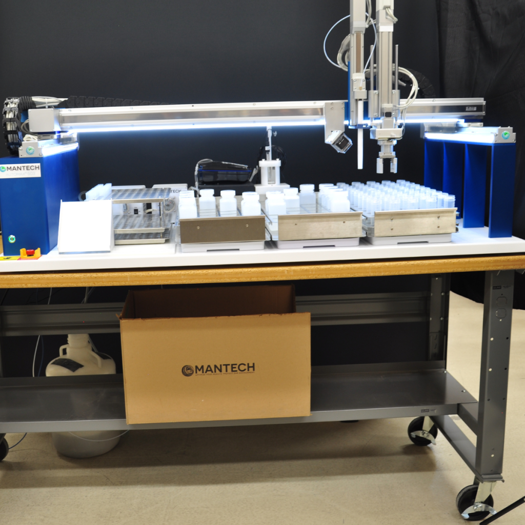 Table with Wheels - Mantech